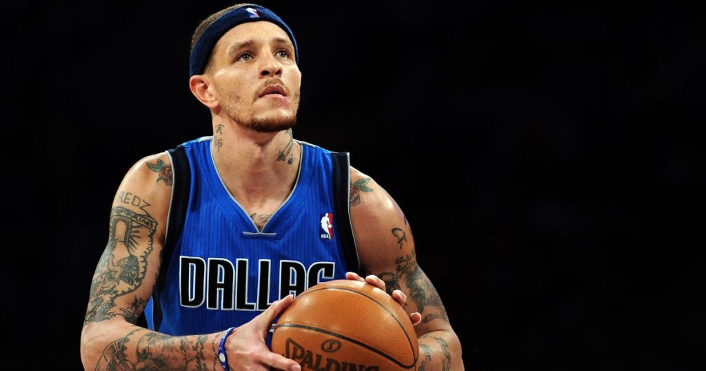 What does the Delonte West viral video reveal about his ongoing struggles? | CrispNG