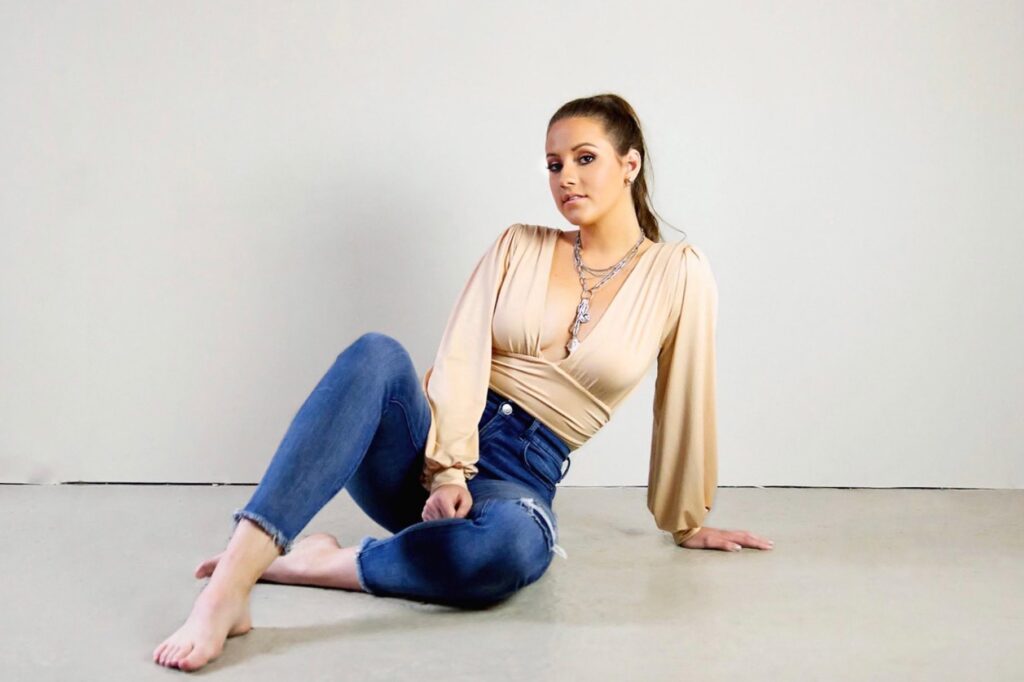 Who is Maggie Baugh? Rising country star at the center of Keith Urban’s ...