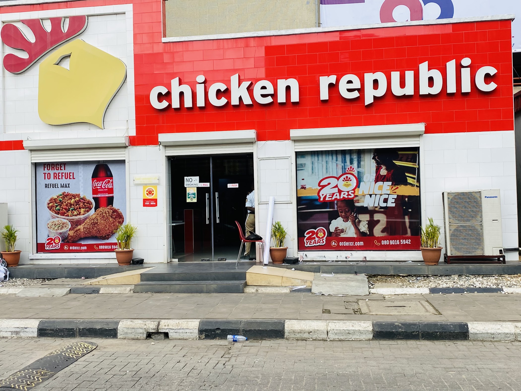 Recruitment Associate Job at Chicken Republic: How to Apply | CrispNG