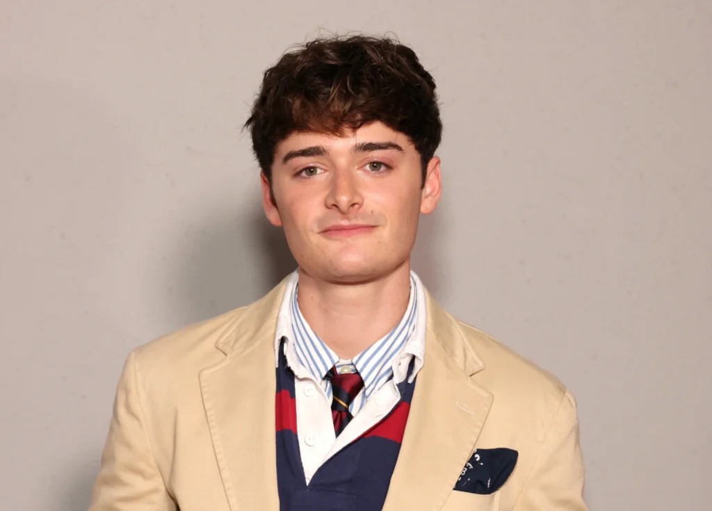 Is Noah Schnapp Gay? Stranger Things Star Breaks Silence as Will Byers ...